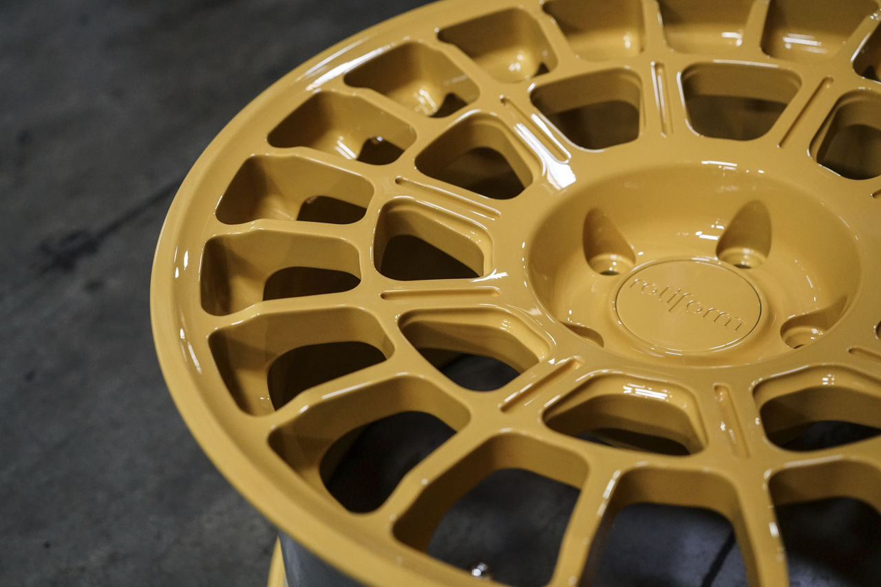 Rotiform DKR CustomSpec - Yellow | Rotiform
